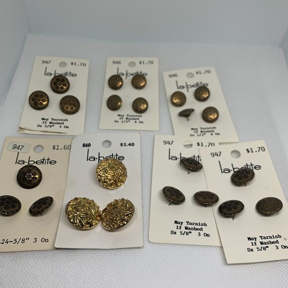 Source Unknown | Accessories | 7 For 6 La Petite Wardrobe Buttons ...